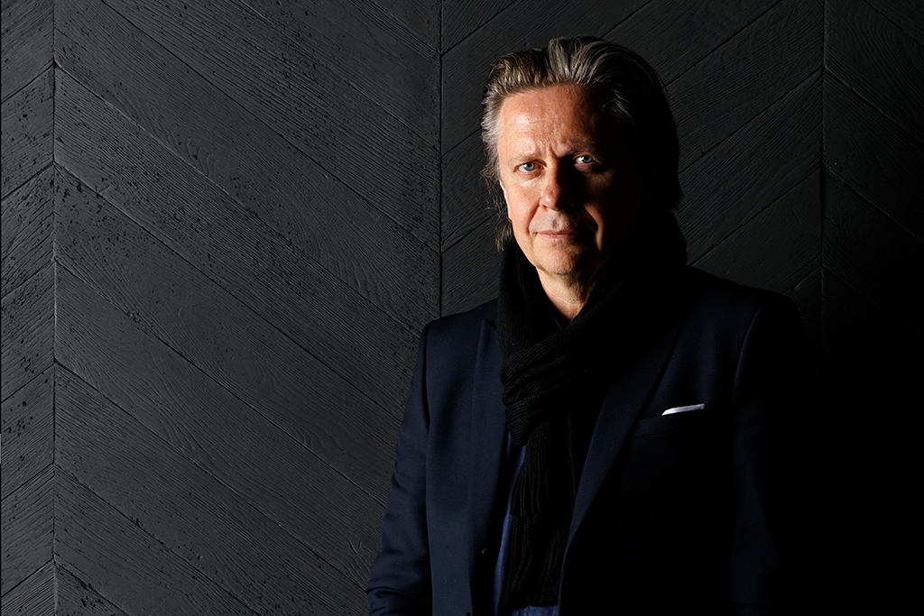 JEAN-PHILIPPE NUEL | Design & Contract