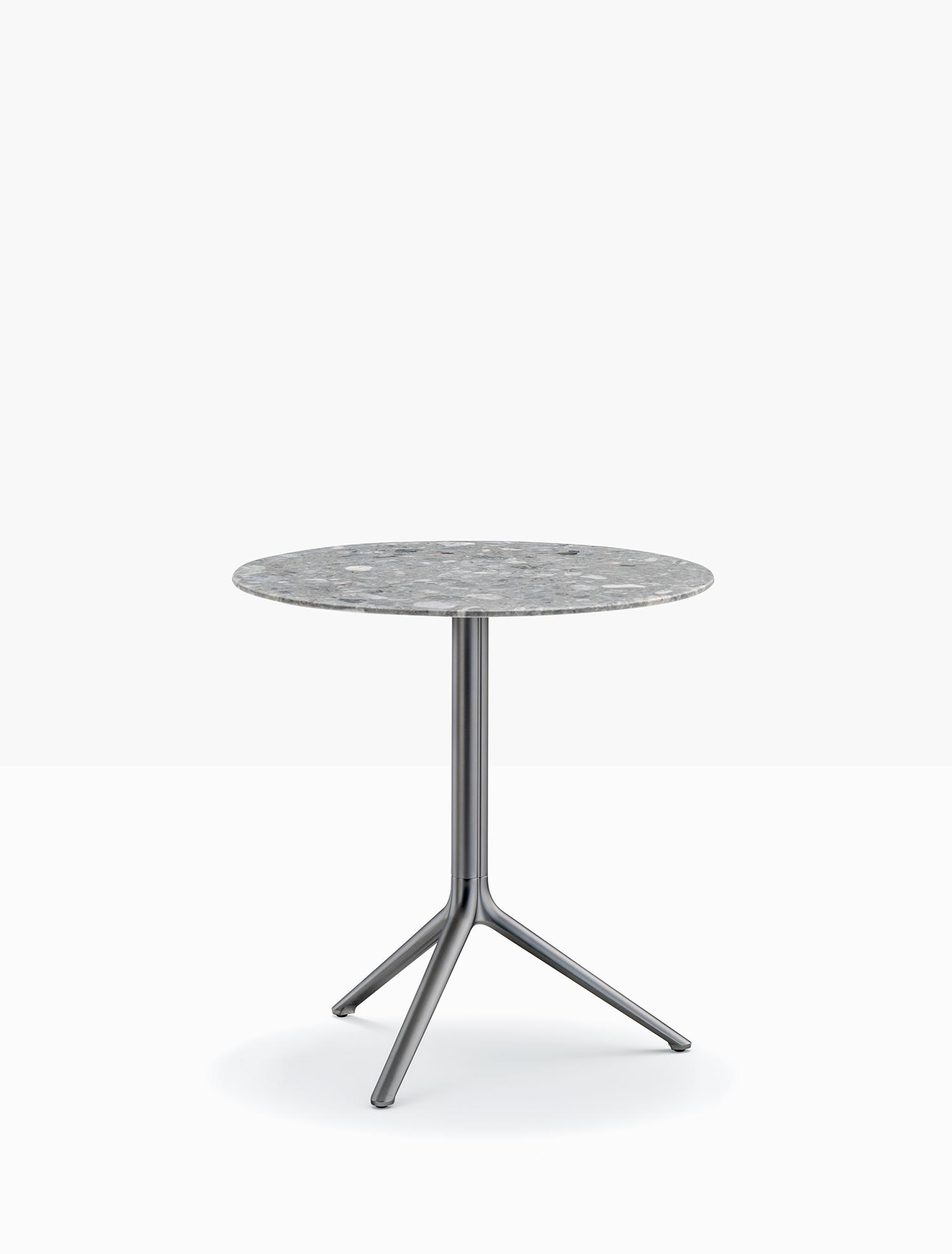 ELLIOT | Design & Contract